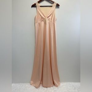 80s Peach Colored Vintage Nylon Slip Dress Stitch Det… - Gem